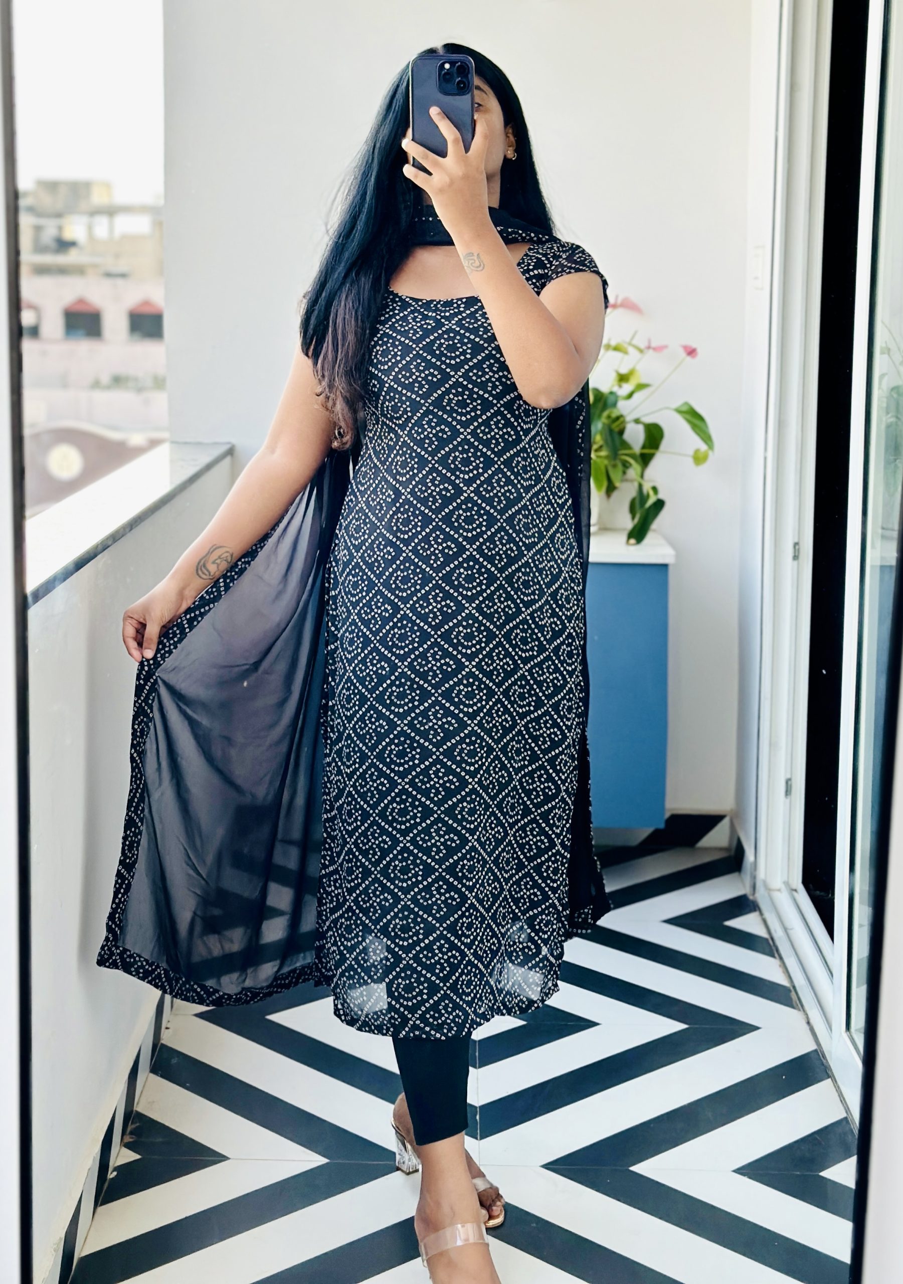 Black chiffon set – Dharvi By Rachana